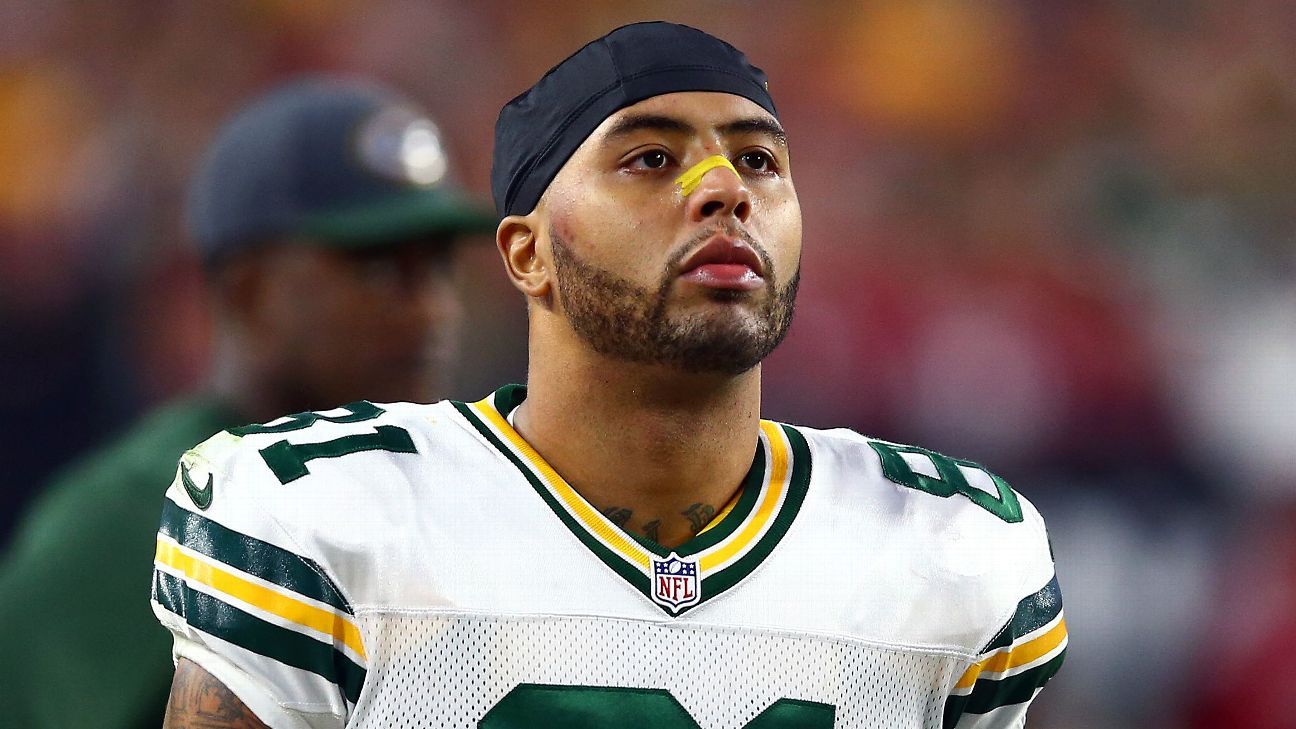 Andrew Quarless, under suspension for gun incident, signs with Lions - ESPN
