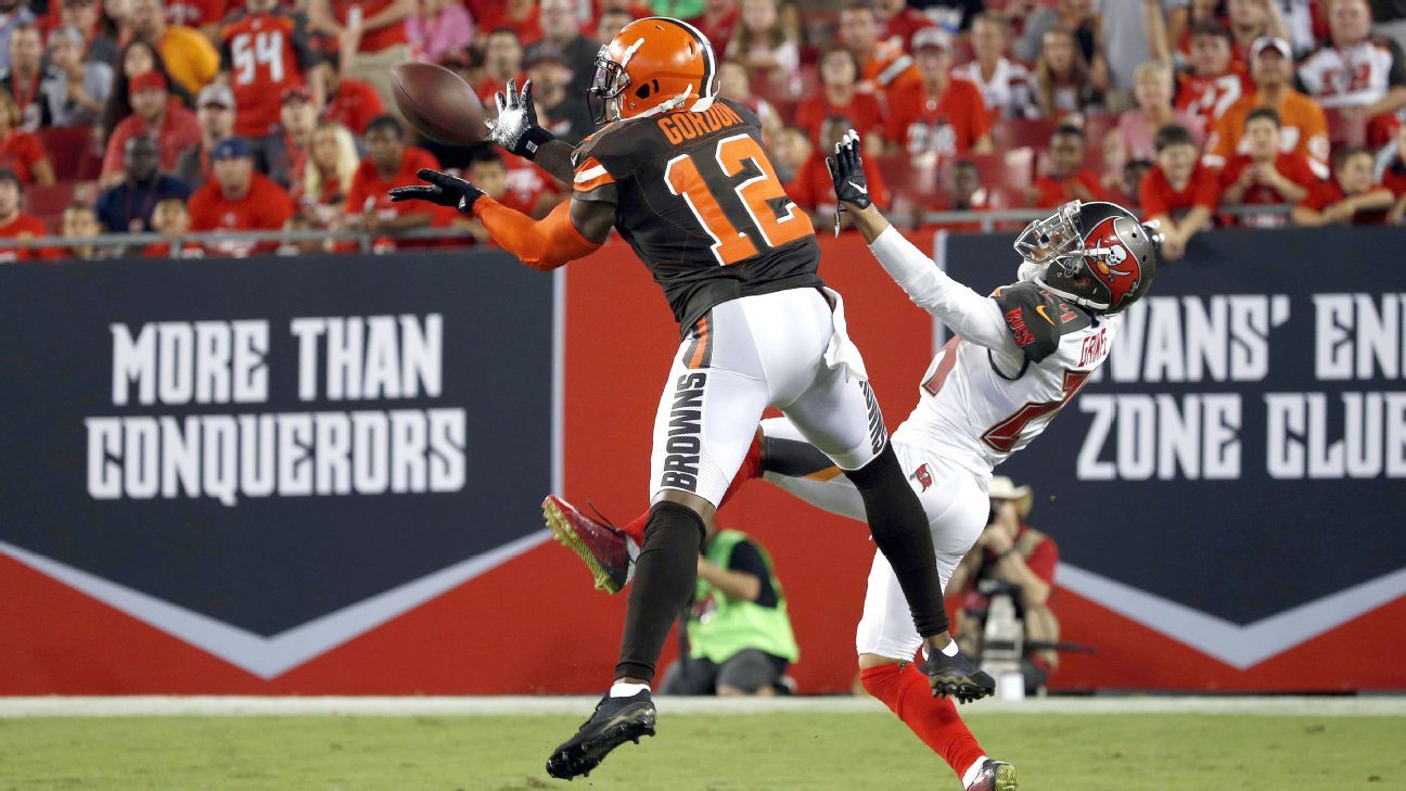 Browns' Josh Gordon comes down with 43-yard TD catch against Bucs - ESPN