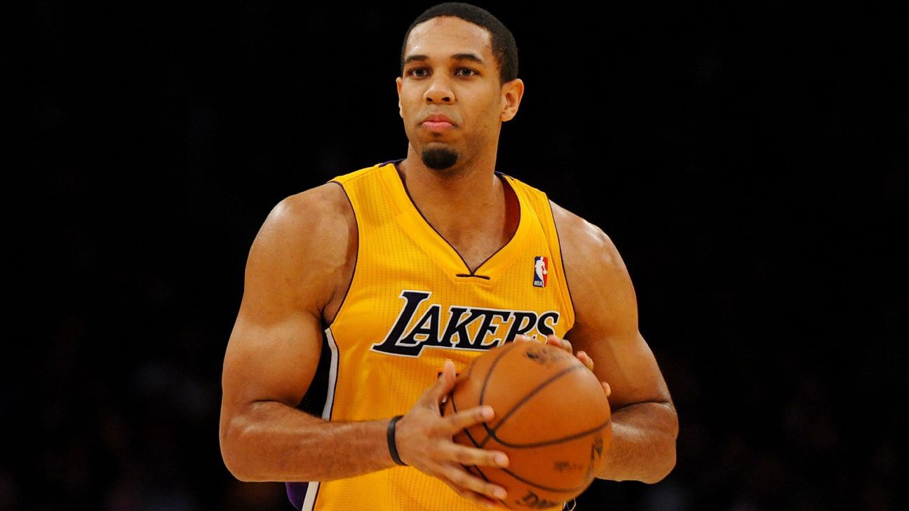 Milwaukee Bucks sign Xavier Henry to training camp roster - ESPN - NBA ...