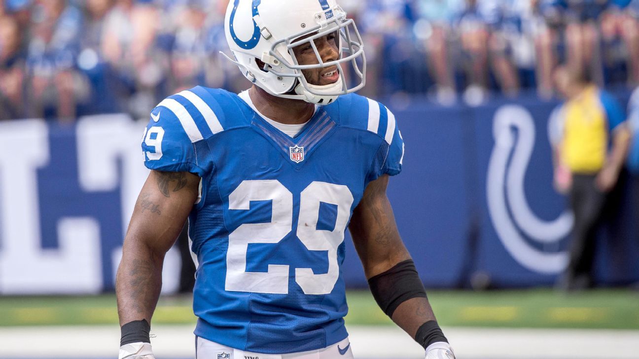 Mike Adams signs two-year contract with Carolina Panthers - ESPN