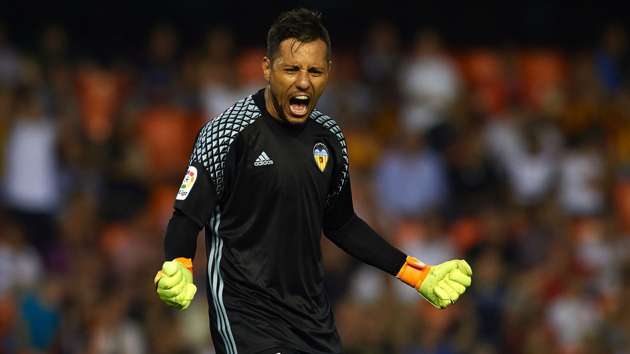 Diego Alves saves two more penalties but Valencia lose to Atletico ...