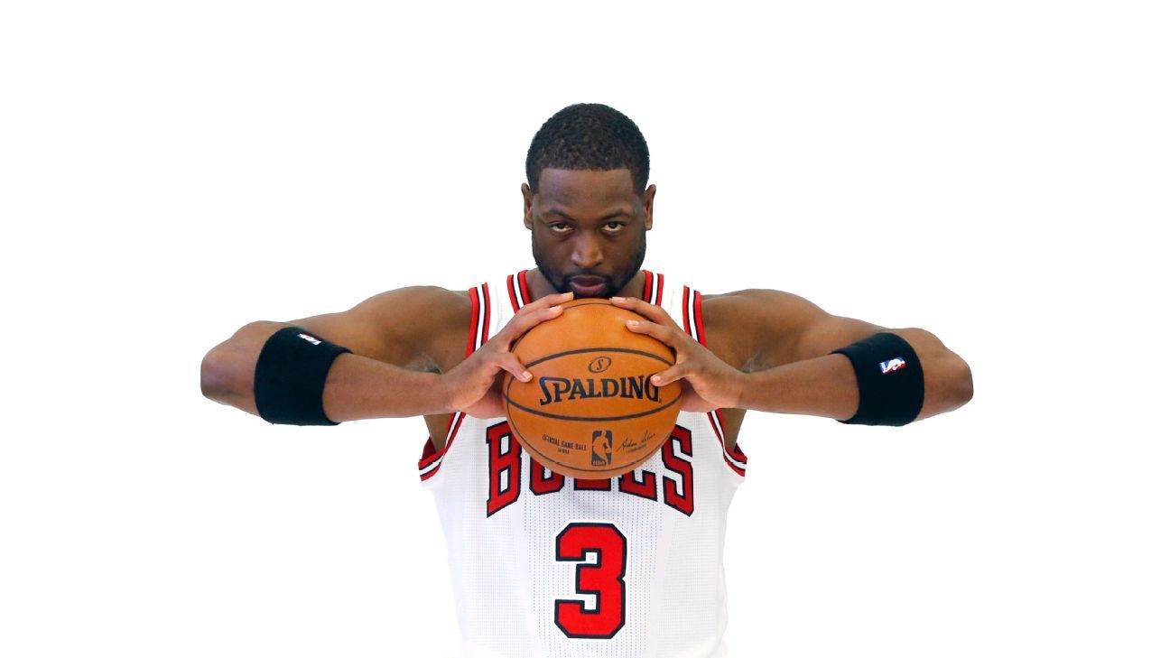 Dwyane Wade wants to be introduced as being 'from Chicago, Illinois ...