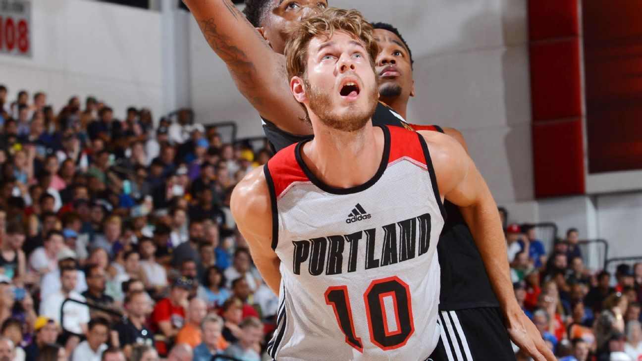 Portland Trail Blazers rookie Jake Layman eyes return next week - ESPN ...