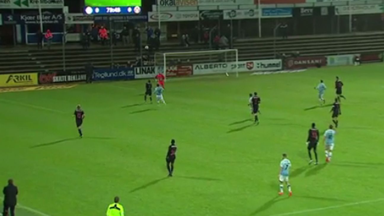 Comical scenes as SonderjyskE edge Midtjylland in Denmark - ESPN
