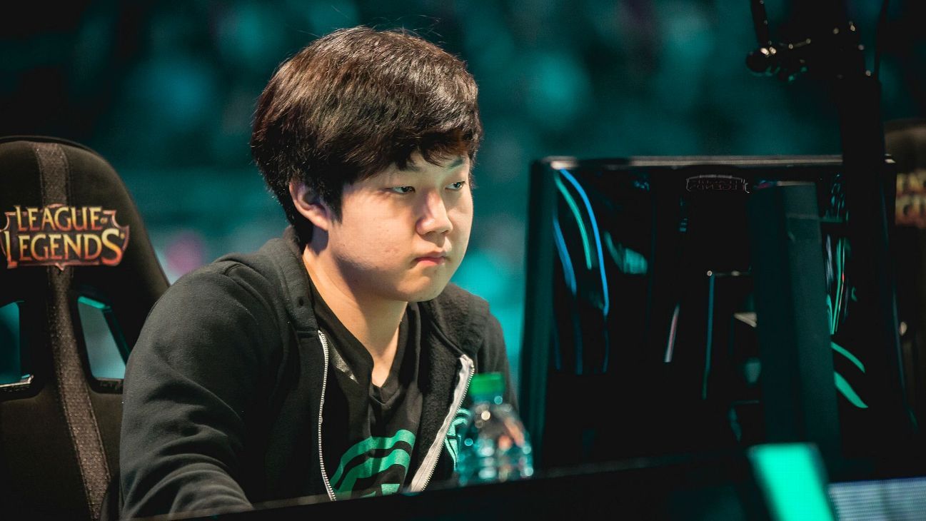 League of Legends offseason: Immortals' Huni signs with SK Telecom T1 ...