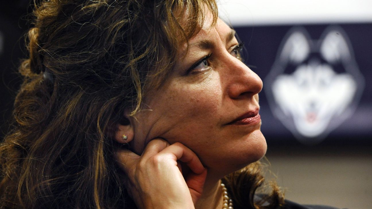 What would Huskies' 100th straight win mean to UConn president Susan ...