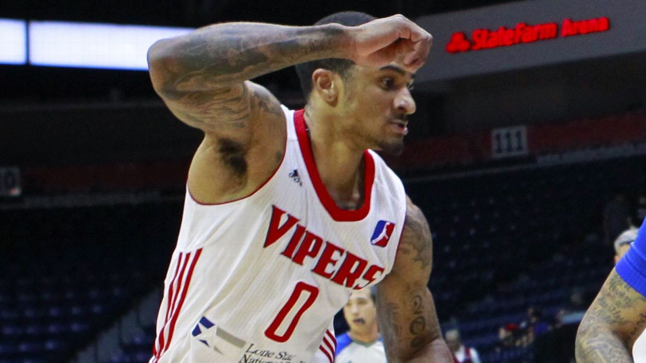 Milwaukee Bucks add point guard Gary Payton II with 2-year deal - ESPN