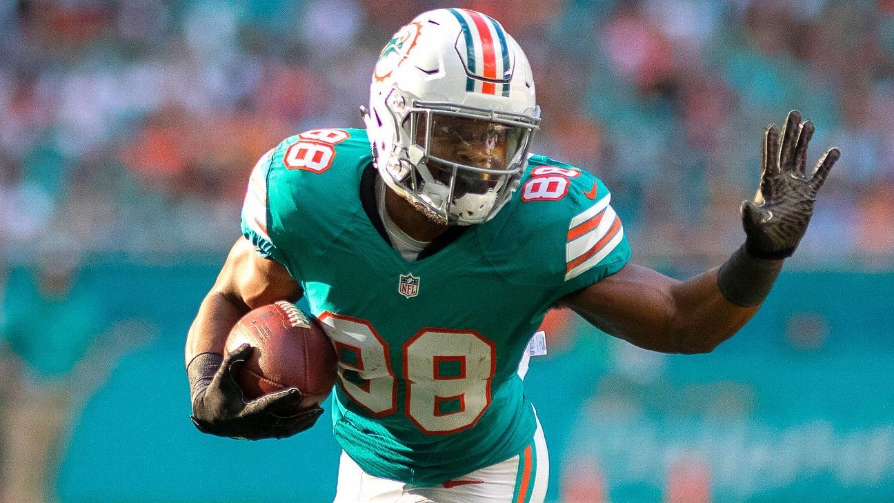 Dolphins' Adam Gase confident WR Leonte Carroo can make jump in Year 2 ...