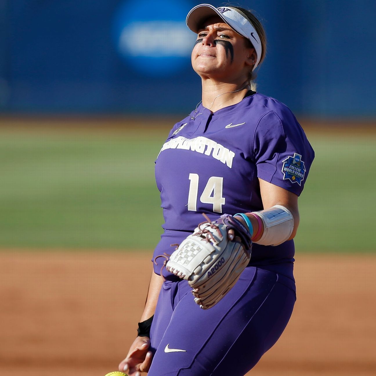 Washington's Taran Alvelo never blinked in dramatic WCWS debut - ESPN