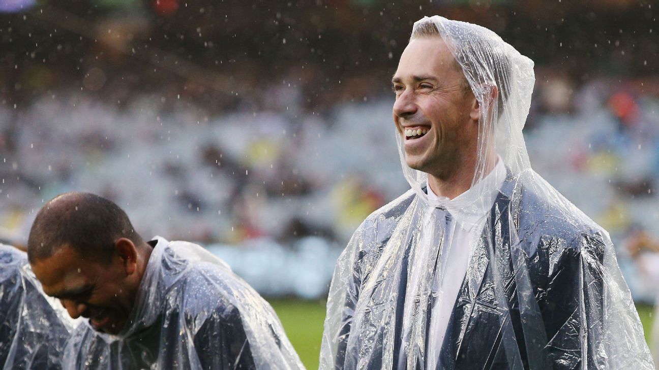 AFL Front and Centre: Maxwell puts runners in spotlight - ESPN