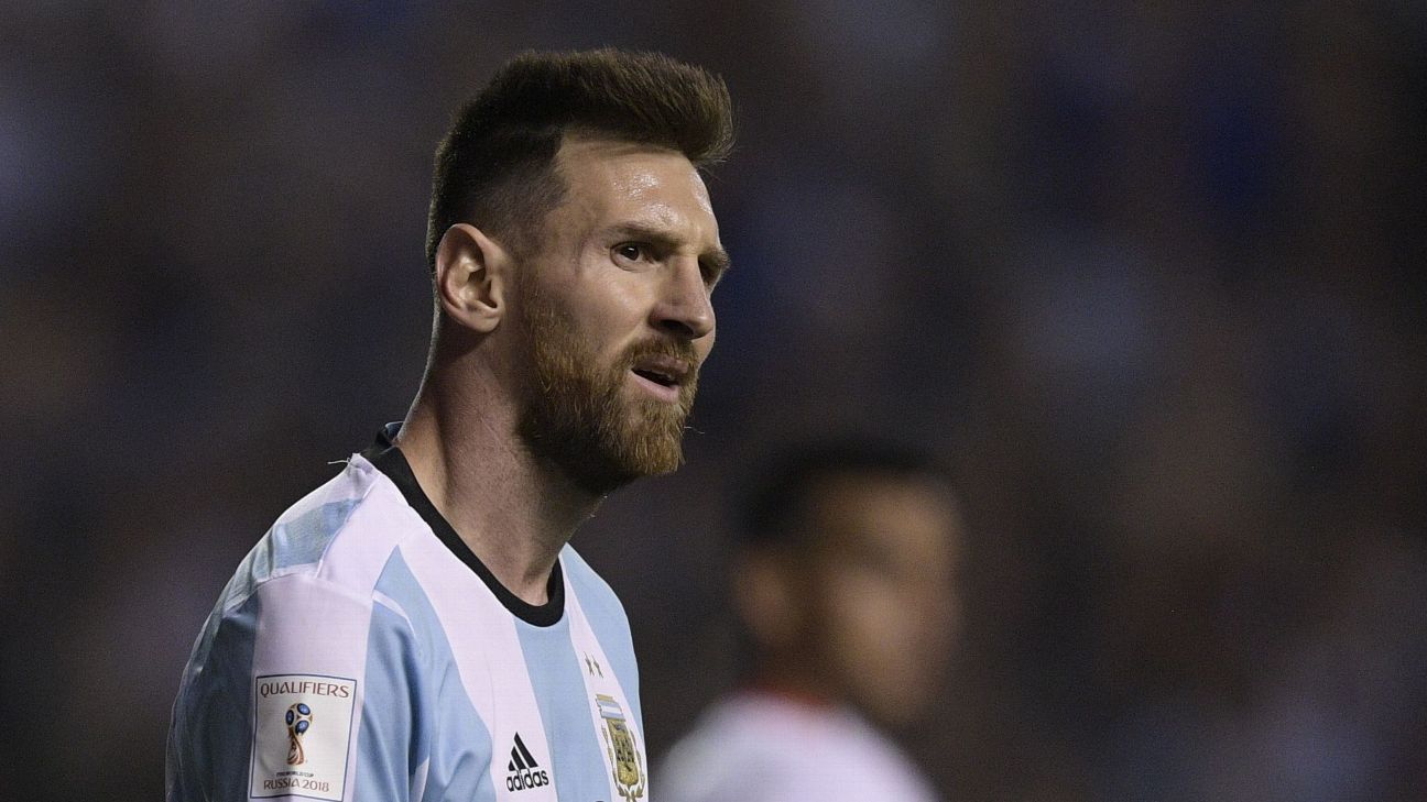 Lionel Messi sorry for thinking fellow Argentine player was a supporter ...