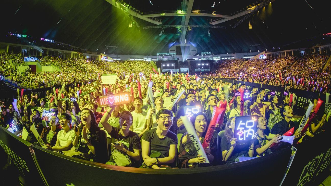 League of Legends World Championship - At every moment, home crowd crazy for RNG - ESPN