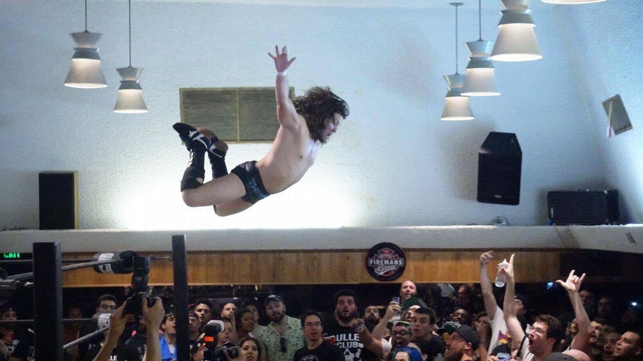 Joey Janela Is An Independent Wrestler Out Of His Era Making It Work Through Sheer Willpower Espn