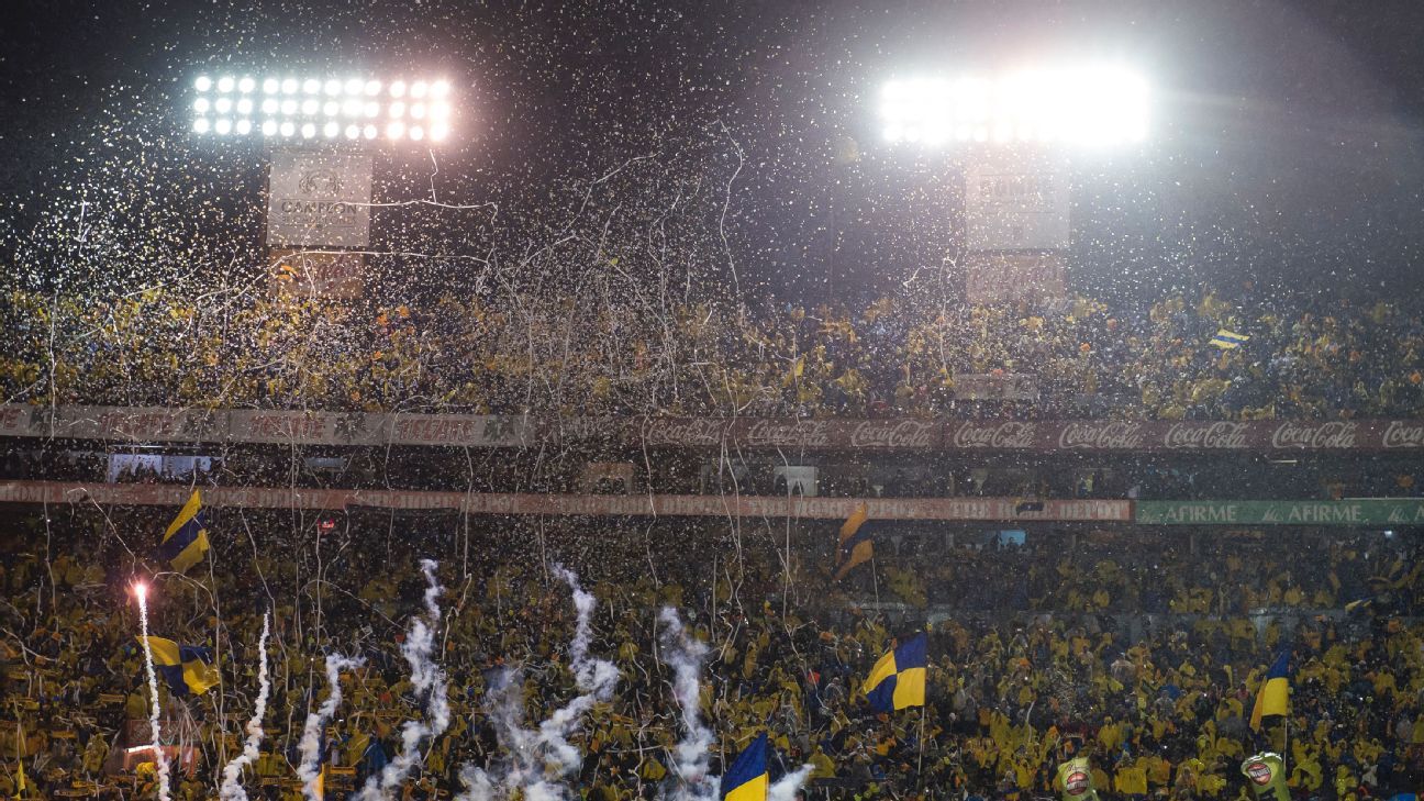 Record 36,000 fans attend Tigres training ahead of Monterrey second leg ...