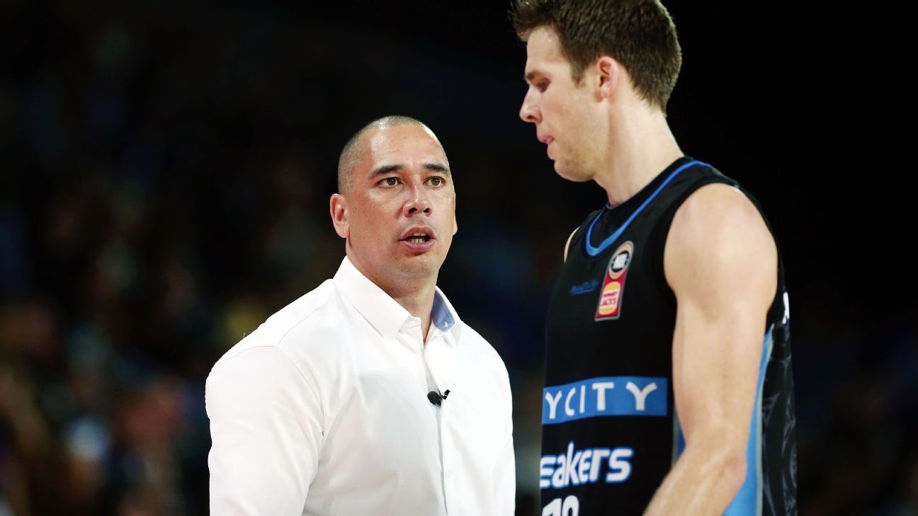 Paul Henare quits as NZ Breakers NBL coach - ESPN