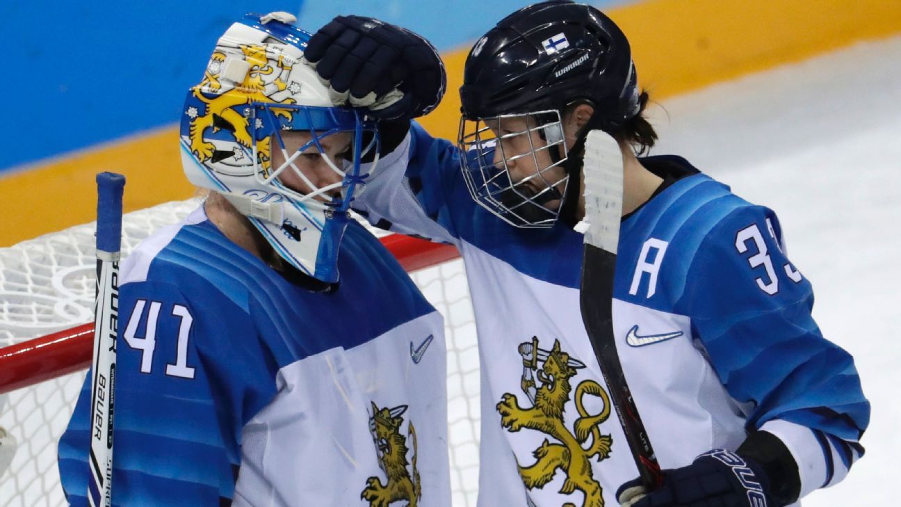 NHL - Player of the World of the Week - Noora Raty, Elizabeth Giguere ...