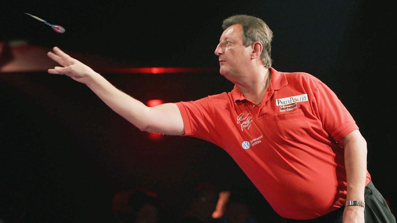 Five-time world darts champion Eric Bristow dies aged 60 - ESPN
