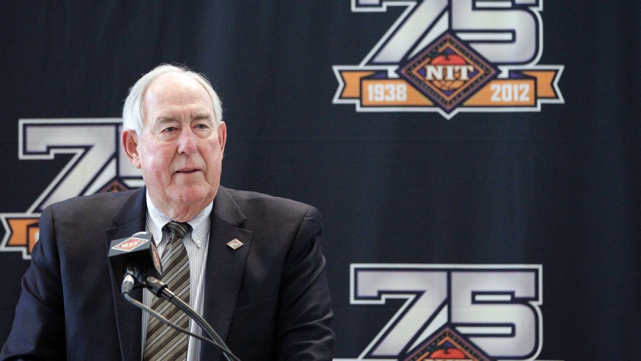 C.M. Newton, ex-Kentucky athletic director, dies at 88 - ESPN