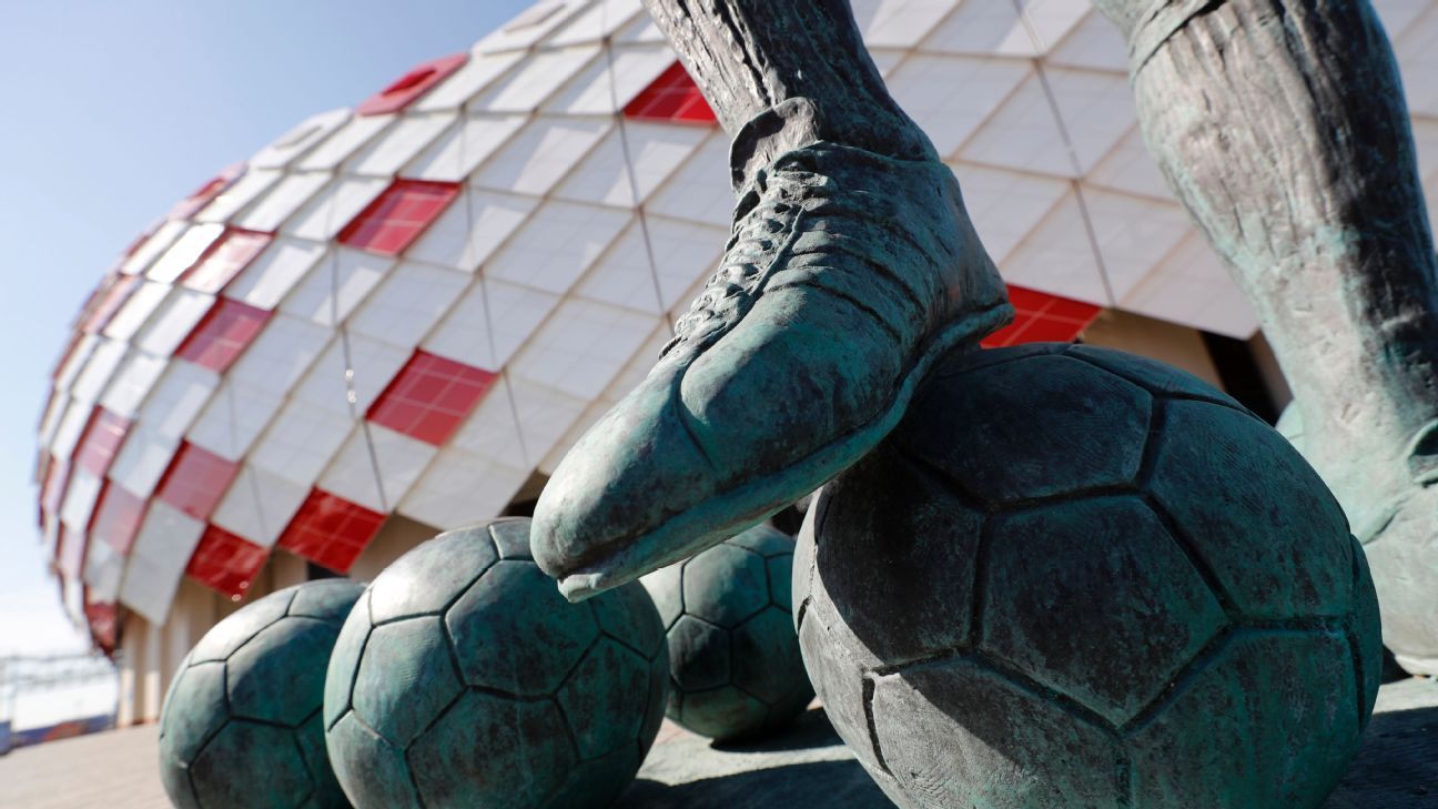 Moscow police detain person who vandalised Fyodor Cherenkov statue - ESPN