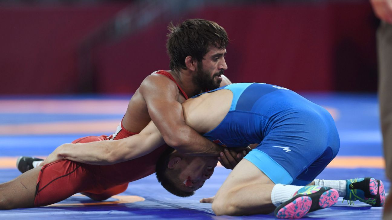 Bajrang Punia enters gold medal bout at World Championships - ESPN