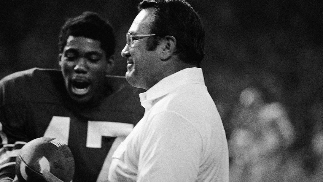 Falleció Jack Patera, el primer head coach de los Seattle Seahawks - ESPN