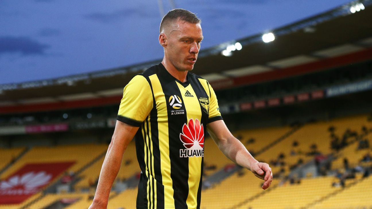 A-League admits VAR red card for Wellington Phoenix's Ryan Lowry was ...