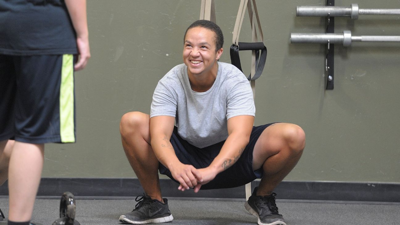 Hará historia boxeador transgénero Pat Manuel al debutar ...