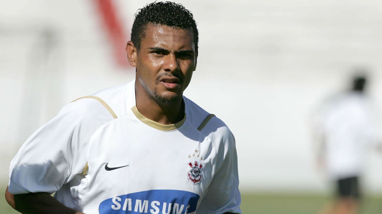 Ex-Corinthians é até hoje idolatrado e esperado de volta no Japão ...