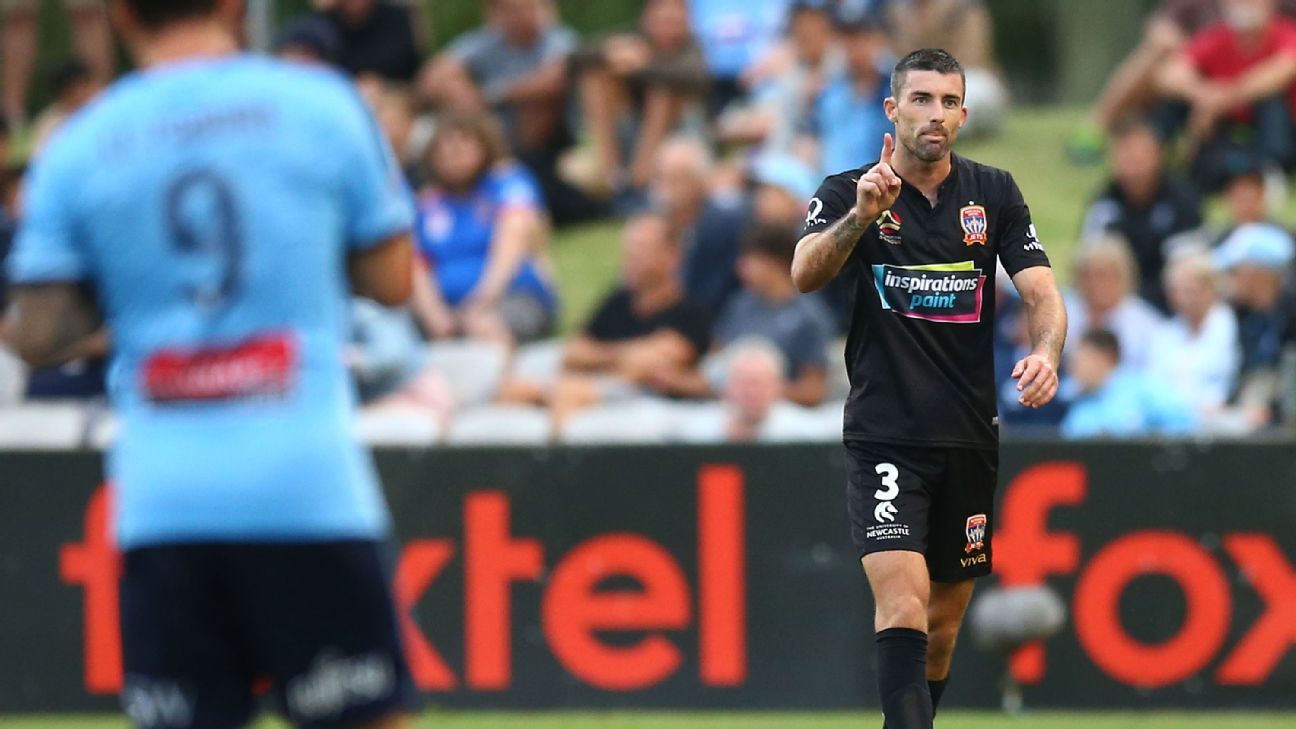 A-League referees in the spotlight after another controversial weekend ...