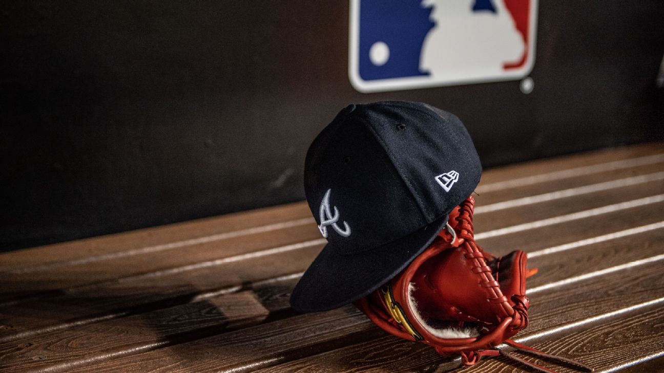 Braves firma al relevista Tyler Kinley por un año y $3M - ESPN