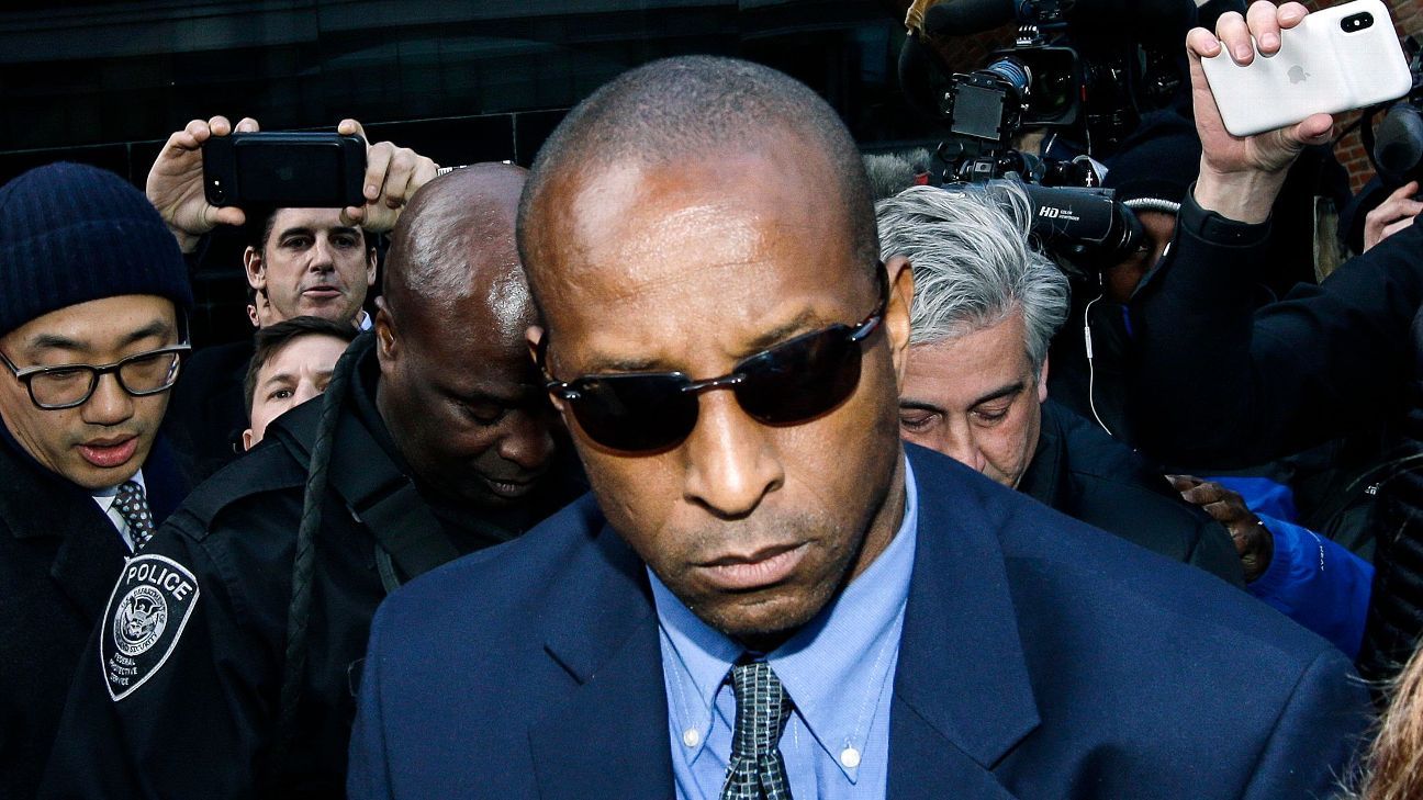 Ex Yale Coach Pleads Guilty In Admissions Scandal Espn