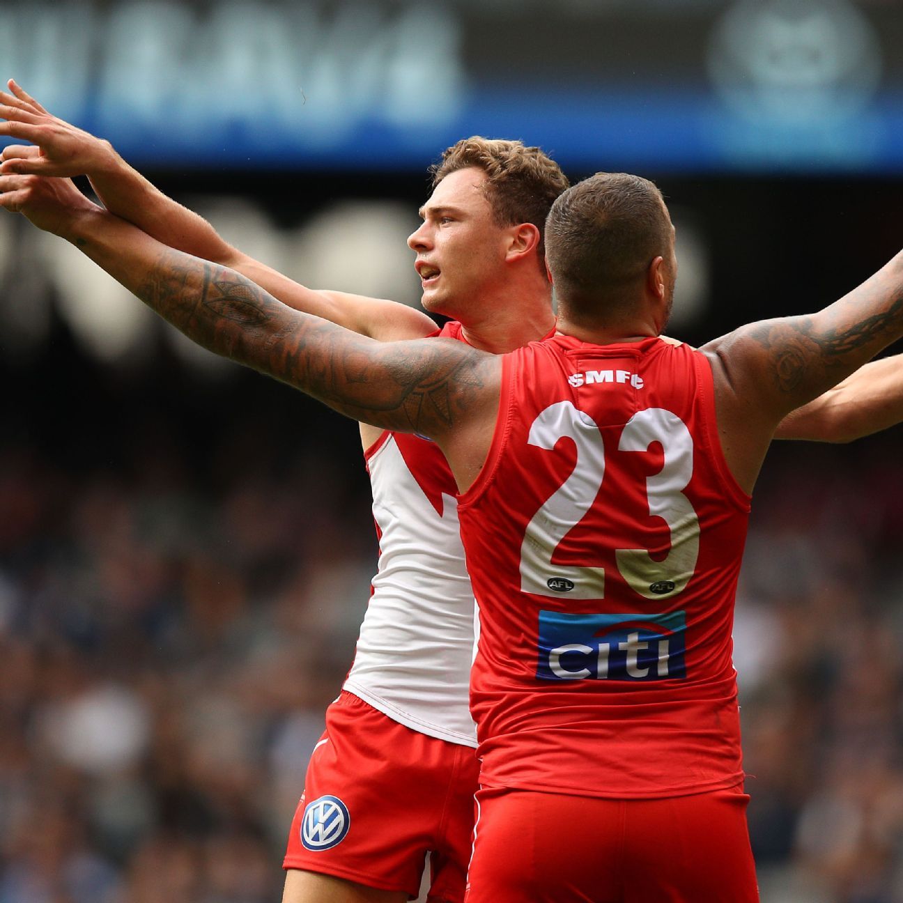 Swans hold off Blues to break AFL duck - ESPN