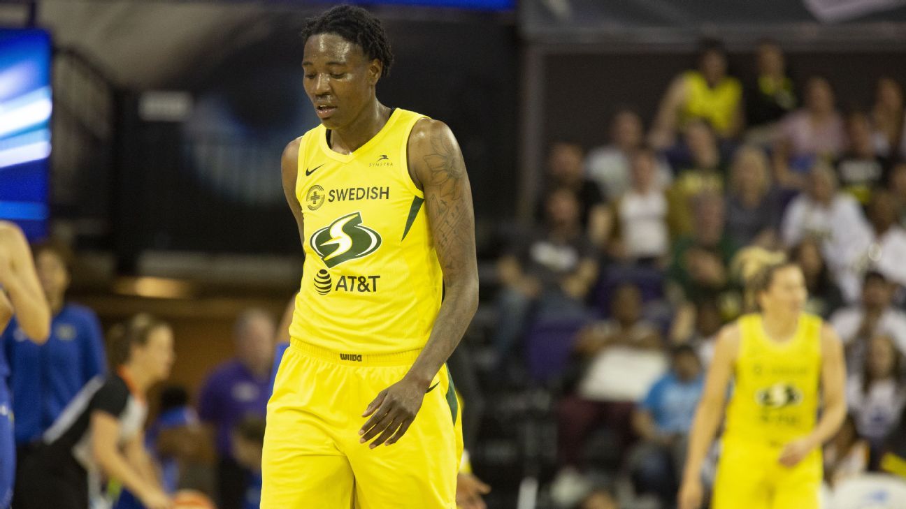 Storm's Howard plays despite abuse allegations - ESPN