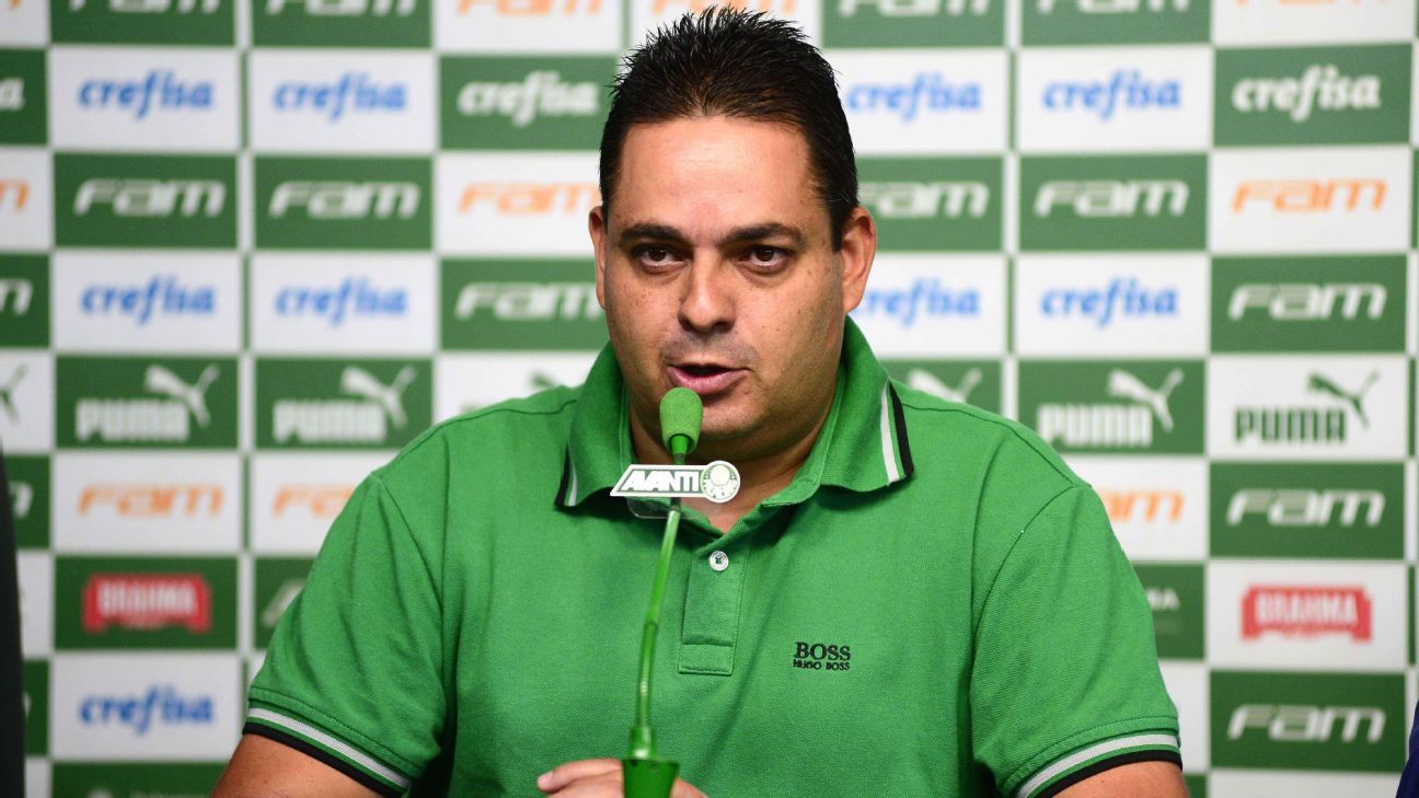 Gerente de futebol do Palmeiras, Alberto Simão quebra silêncio e se ...
