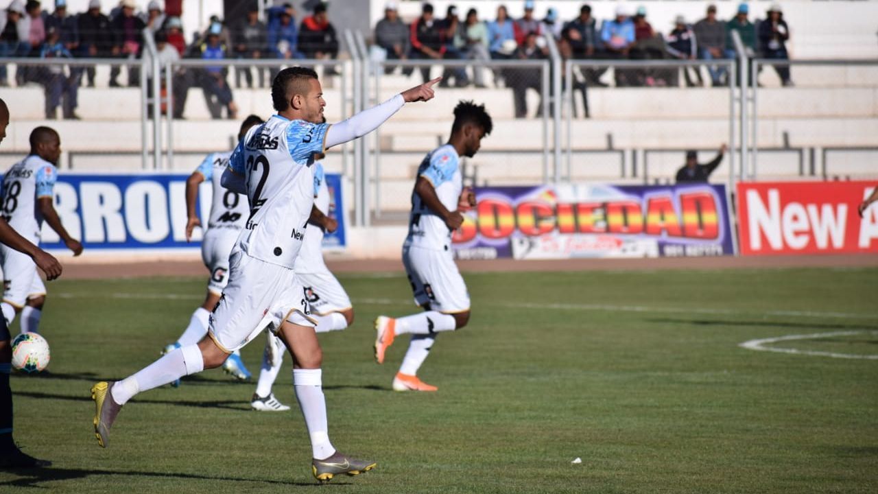 Donald Millán se incorporó a la pretemporada de Universitario de ...