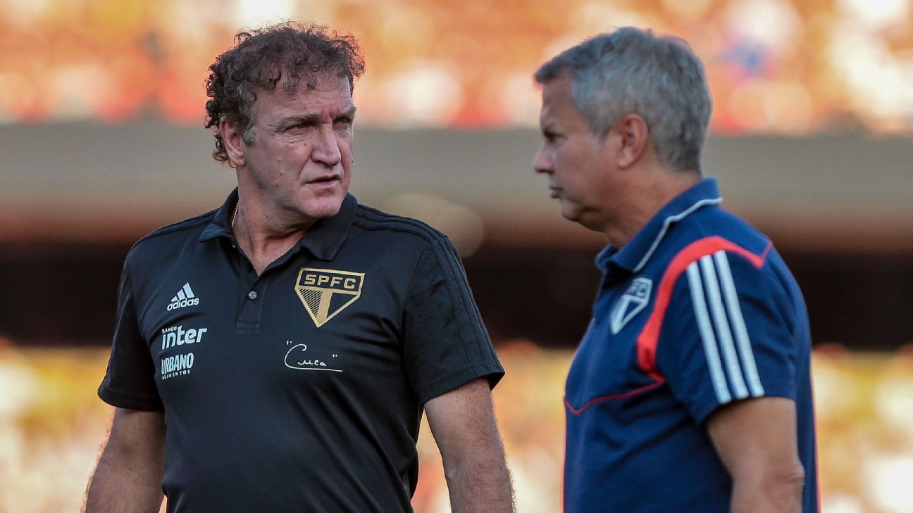 Four sackings in 24 hours shows challenges Brazilian coaches face - ESPN