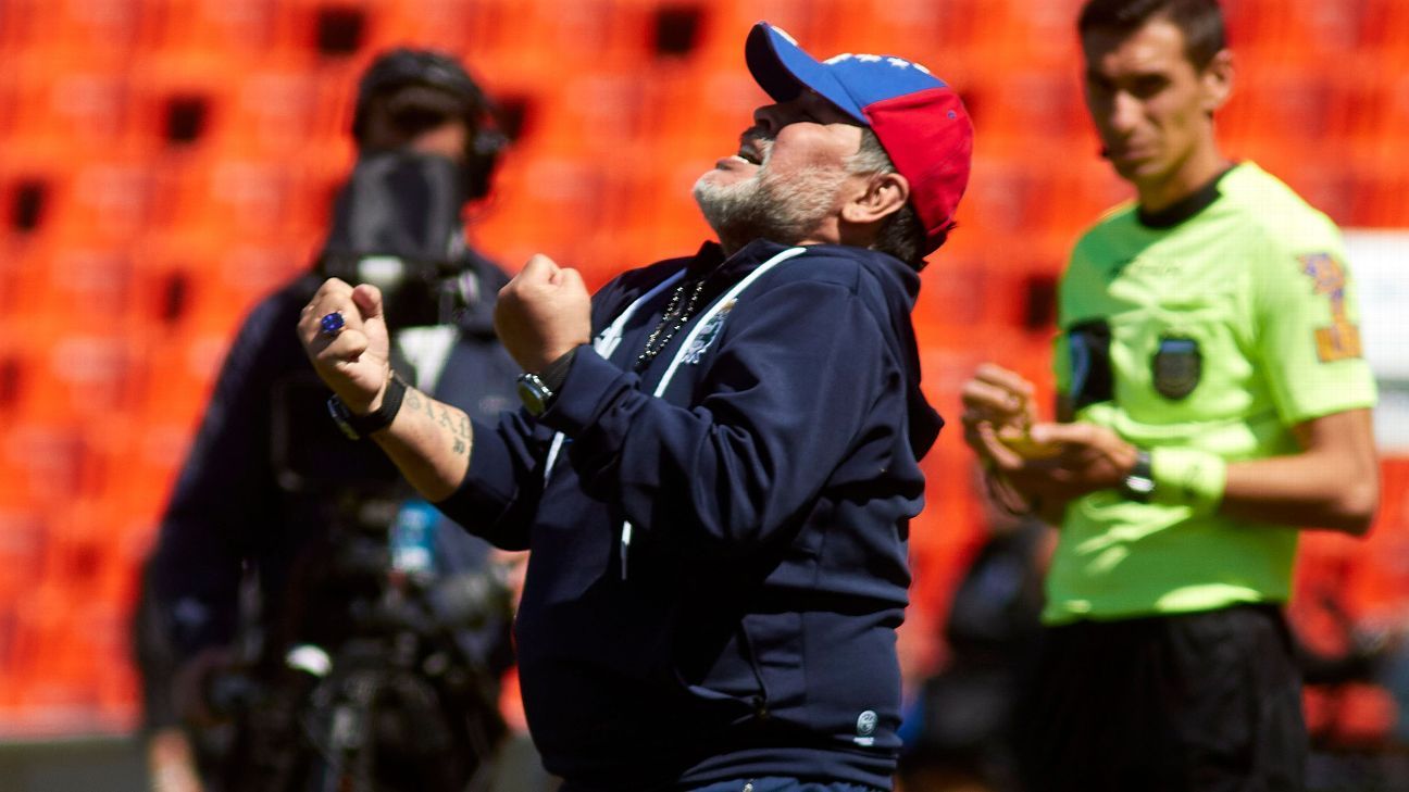 Diego Maradona collects first victory as Gimnasia manager - ESPN