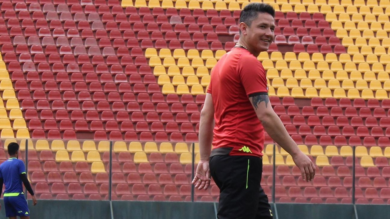 Gustavo Canales Regresa A Unión Española Como Ayudante Del Dt Ronald