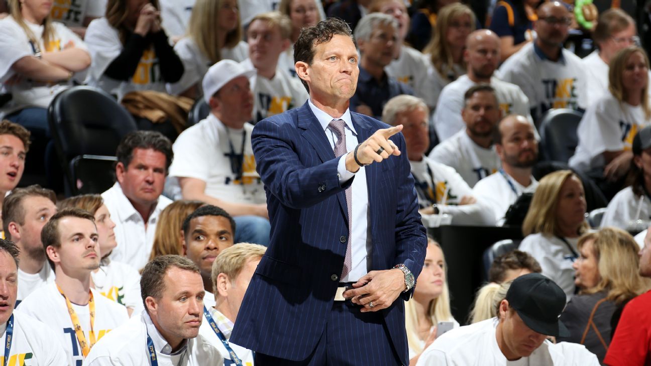 Coach Snyder firma extensión con el Jazz - ESPN
