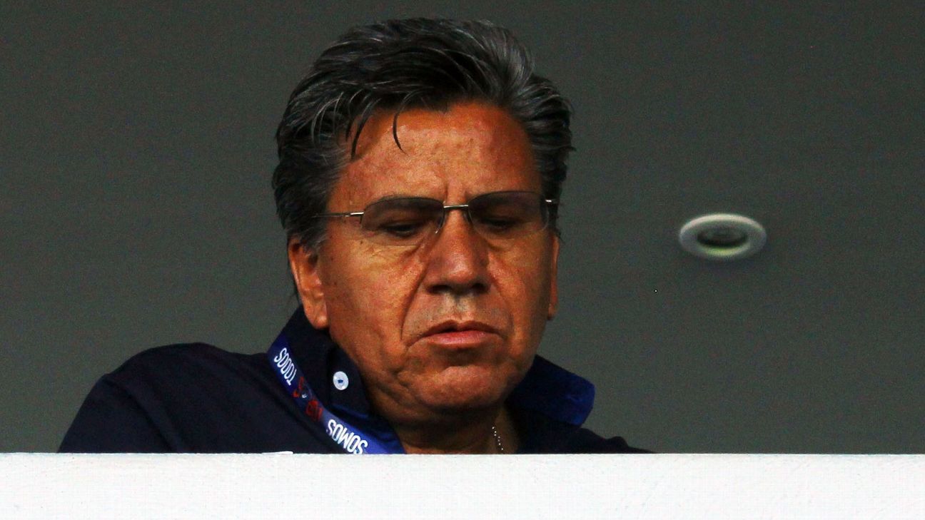 Raúl Arias asegura que "están en todo su derecho de abandonar la nave ...