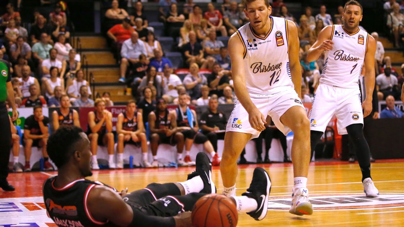 NBL Brisbane Bullets shoot down Illawarra Hawks - ESPN