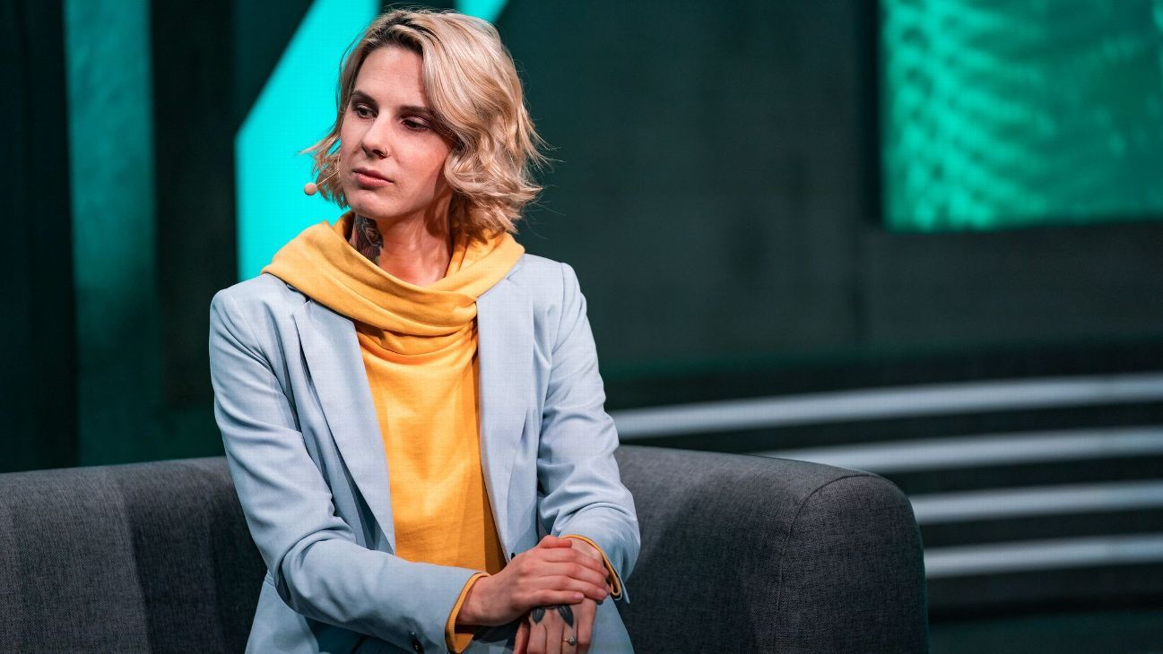 Esports Fashion With Emily Rand Exploring The Frosk Fit Espn