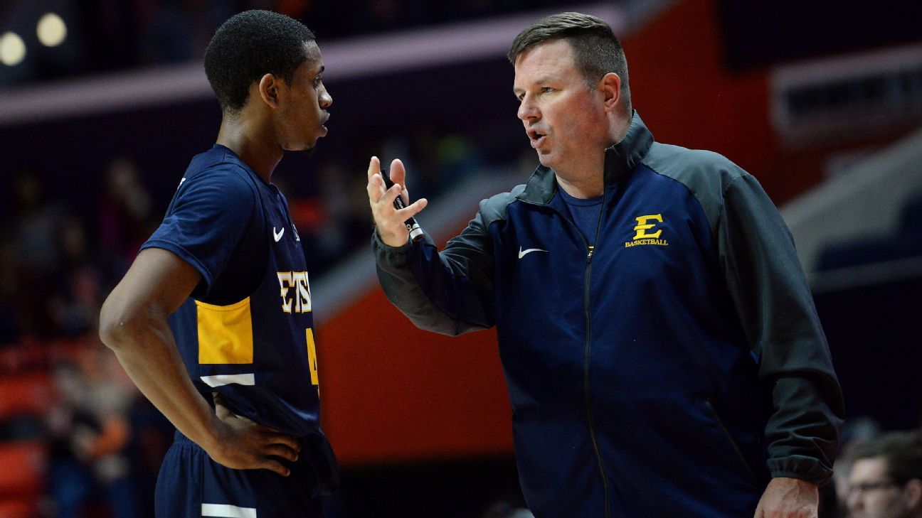 East Tennessee State promotes Jason Shay to replace Steve Forbes - ESPN