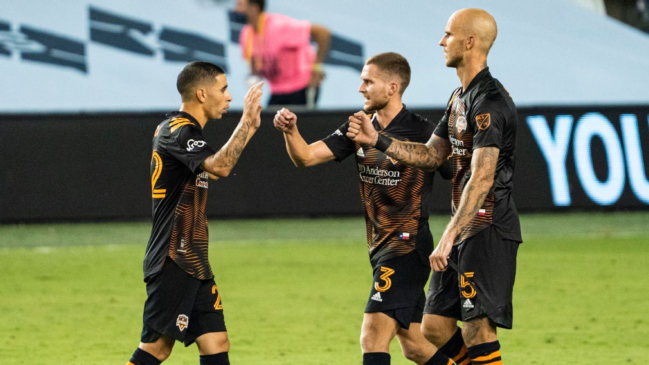 Sporting Kansas City vs. Houston Dynamo FC - Football Match Report ...