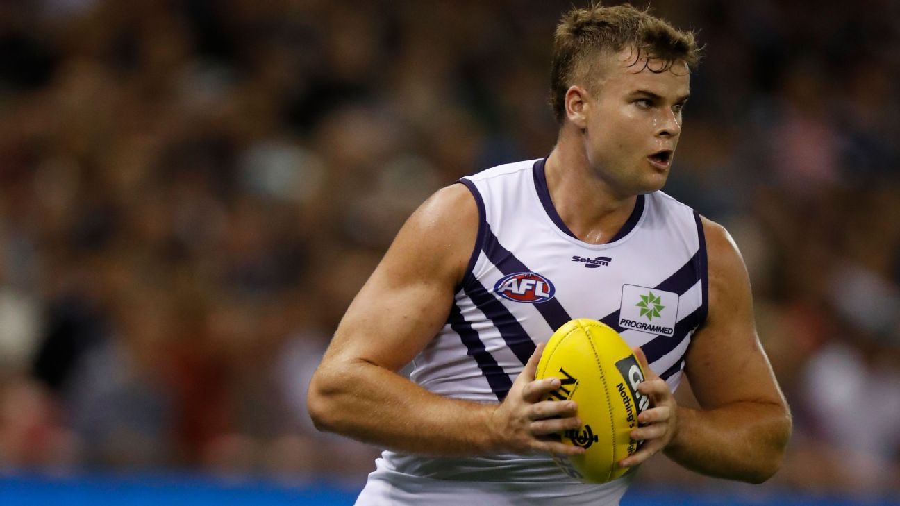 AFL Round 4 Fremantle Dockers play down Sean Darcy to Geelong Cats talk ...