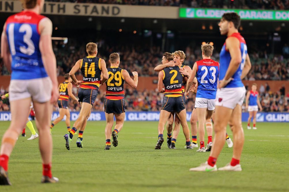 Crows upset Demons in Adelaide Oval thriller - ESPN