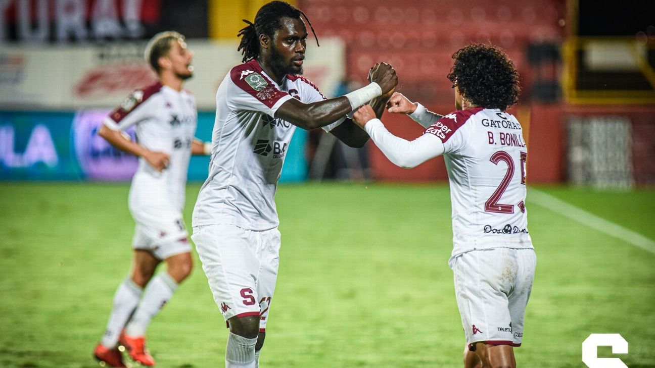 Aubrey David estudió partidos de Costa Rica en Mundial 2002 para ver ...