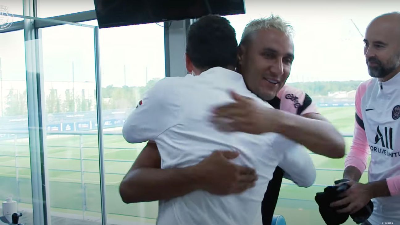 Keylor Navas tuvo su primer acercamiento con Messi como compañeros en ...
