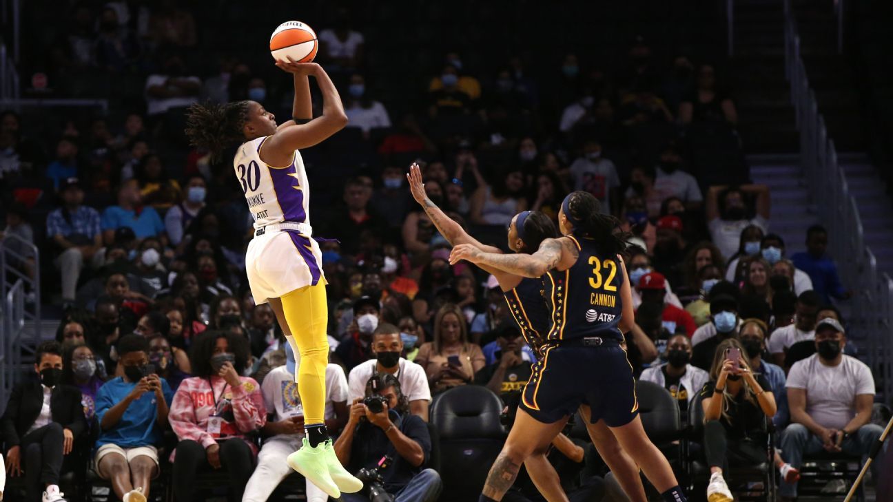 Los Angeles Sparks forward Nneka Ogwumike scores 12 in return from knee ...