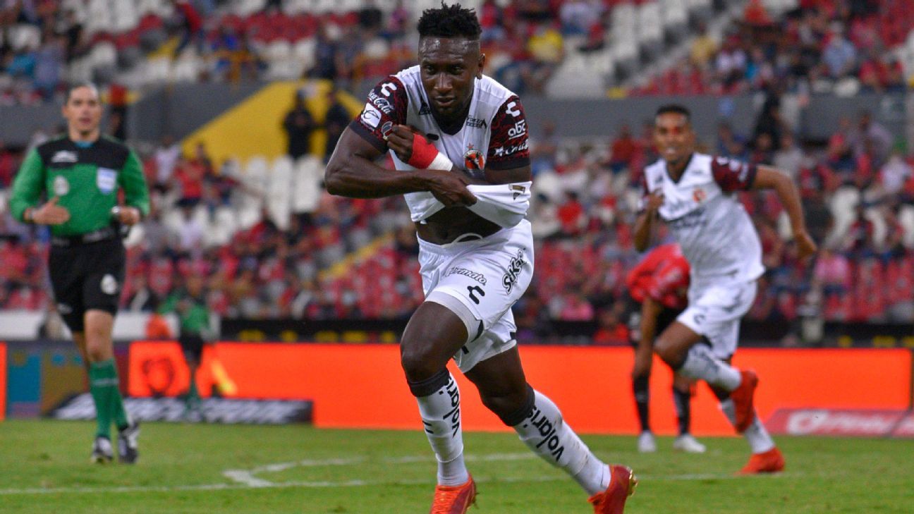 Erick Castillo: "Bustos me preguntó si me espera o no en Barcelona" - ESPN